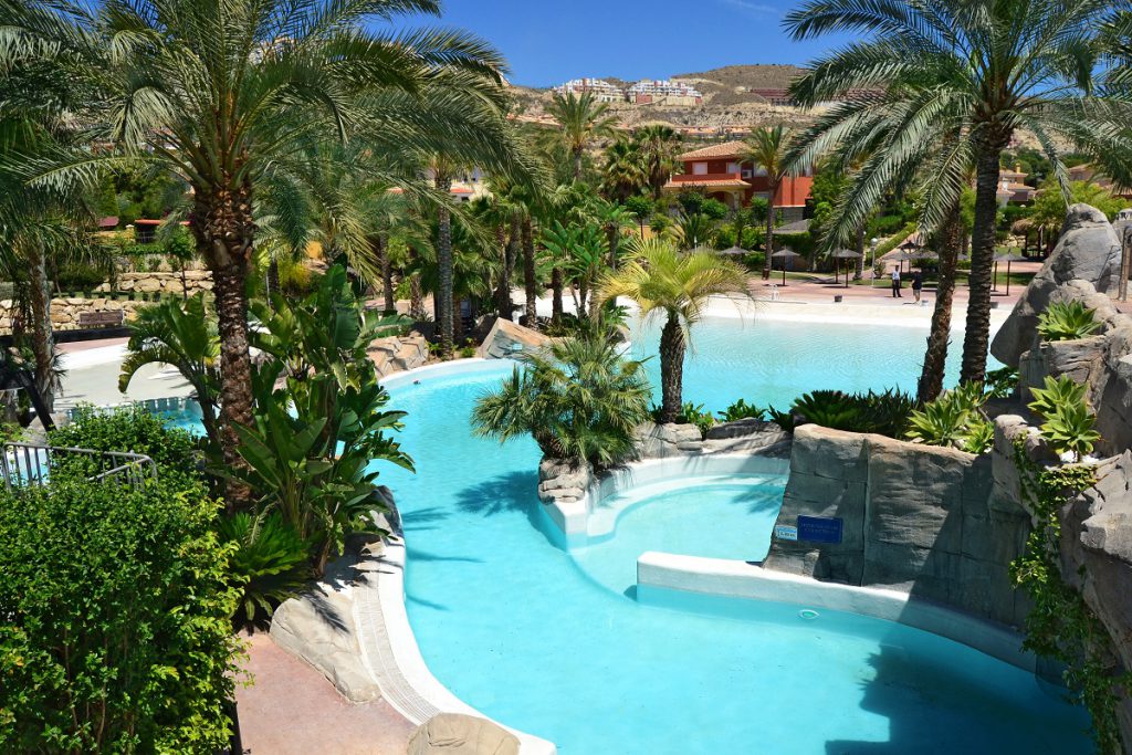 El verano ha llegado: disfruta en Bonalba - Revista - Mas Que Salud ...